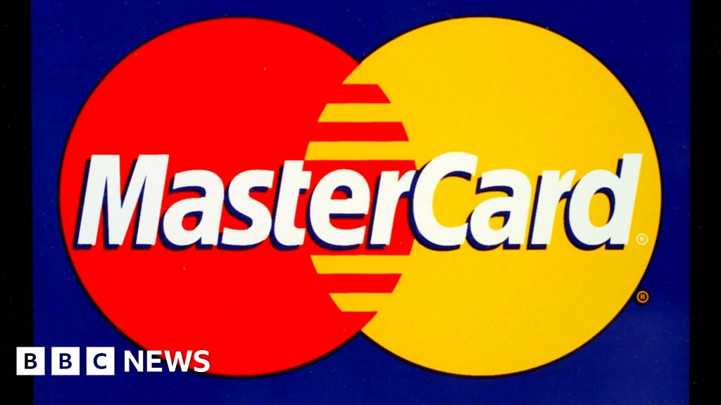 Mastercard £14bn 'overcharge' legal action fails - BBC News