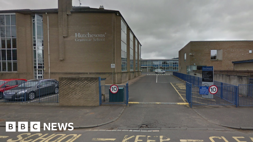 Private school teacher admits indecent pictures charges - BBC News