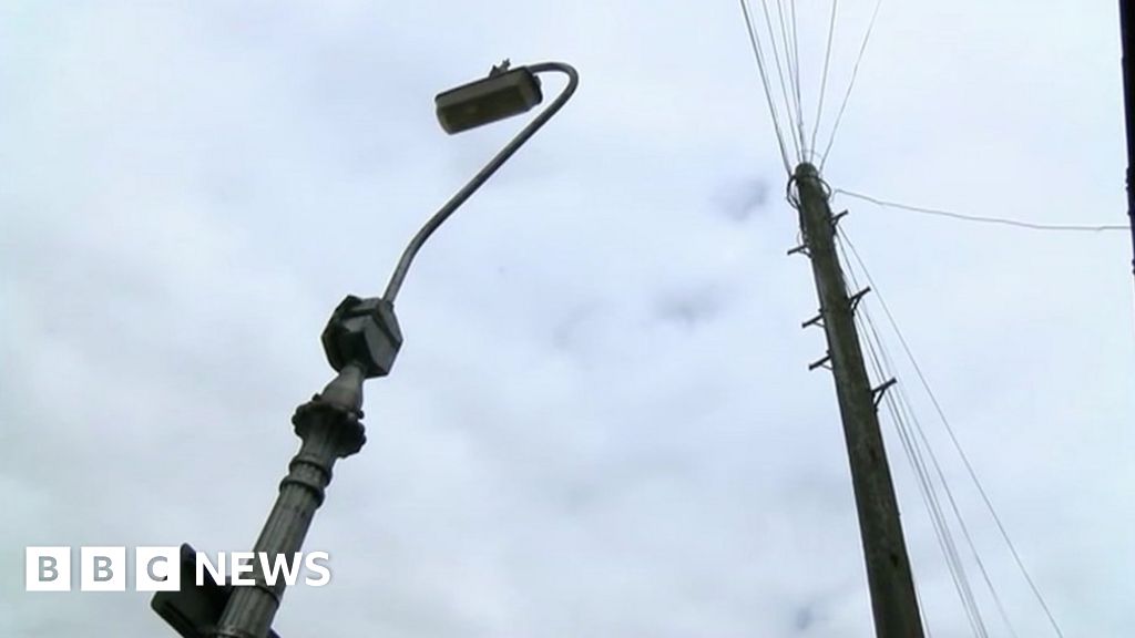 Fate of Reading's cast iron lamp-posts goes to public consultation