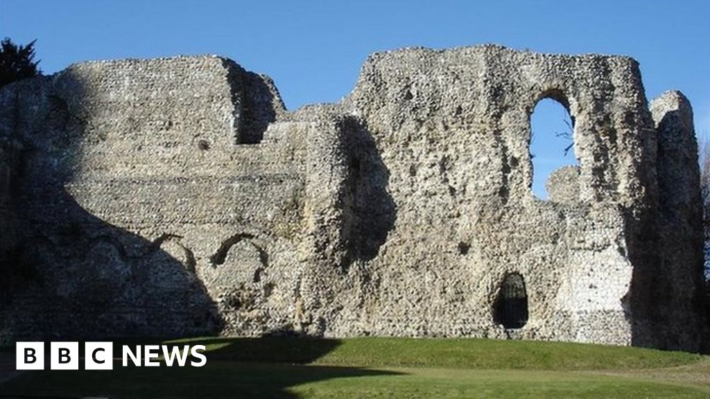 Reading Abbey restoration: Ruins to open in summer - BBC News