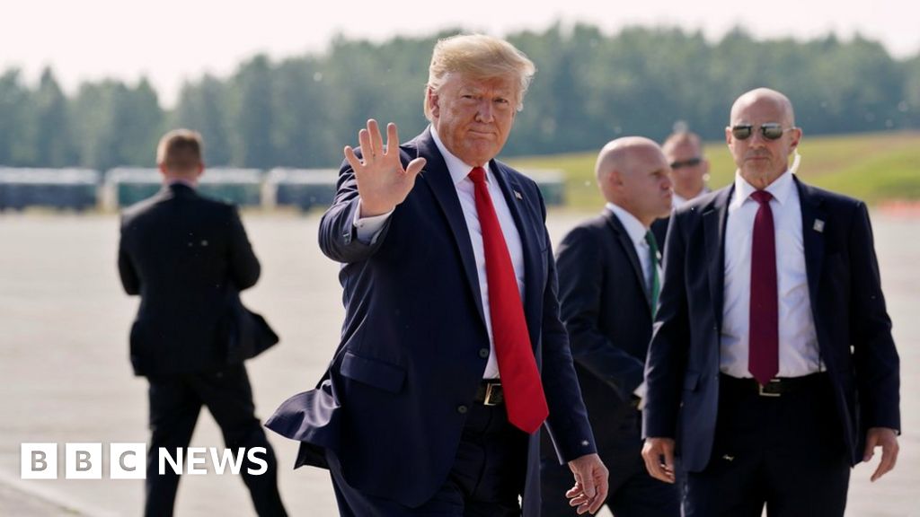 Donald Trump hits out at 'unacceptable' India tariffs - BBC News