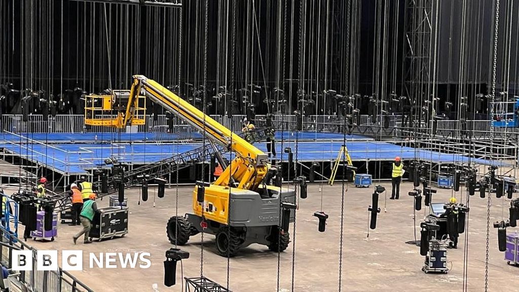 Creating a Eurovision set at the Liverpool M&S Bank Arena - BBC News