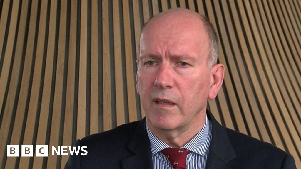 Port Talbot prison plan has benefits, says David Rees - BBC News