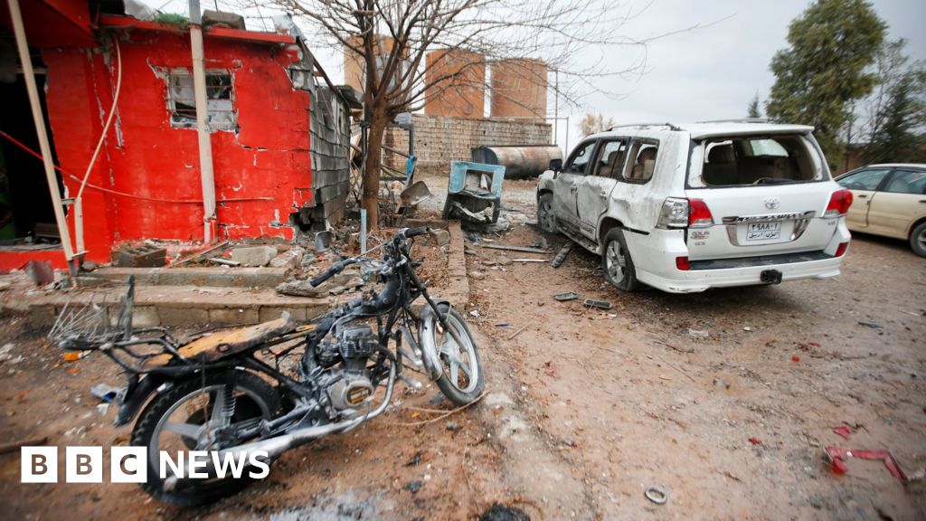Iraq bomb attack targets Iranian Kurdish opposition party - BBC News