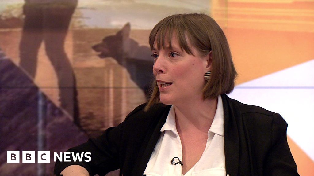 Jess Phillips: 'I fear for my mental health' - BBC News
