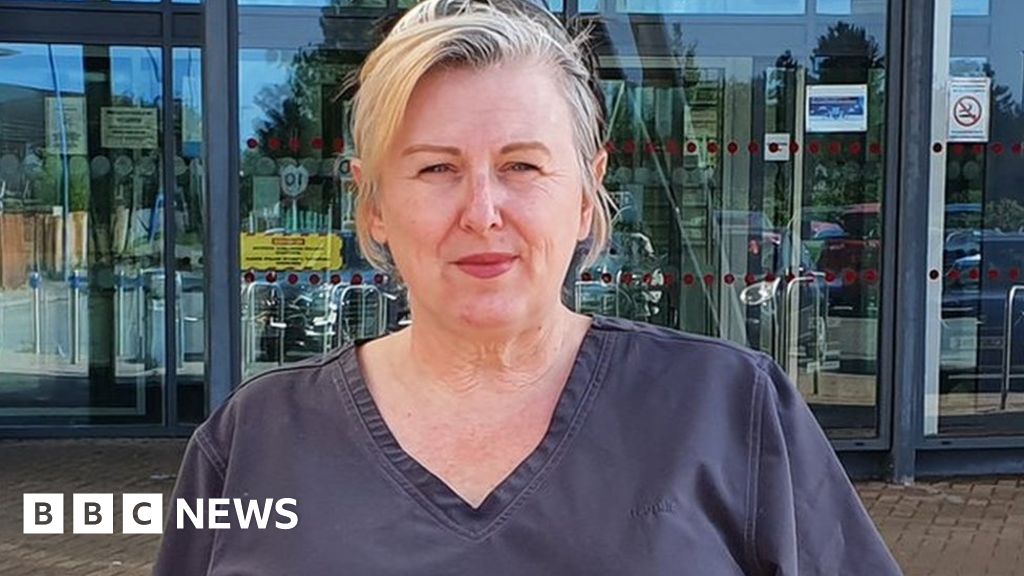 Port Talbot NHS manager who stole £300k from GP surgery jailed - BBC News