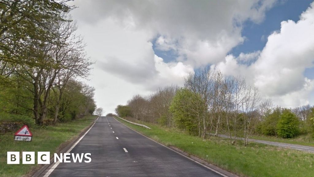 A66 crash near Baron's Hill leaves one man dead - BBC News