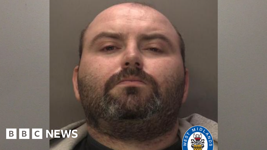 James Scott: Coventry killer uncle jailed over baby's death - BBC News