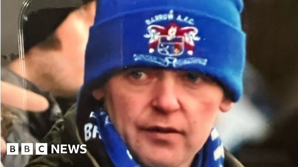 Barrow death of worker at industrial yard investigated - BBC News