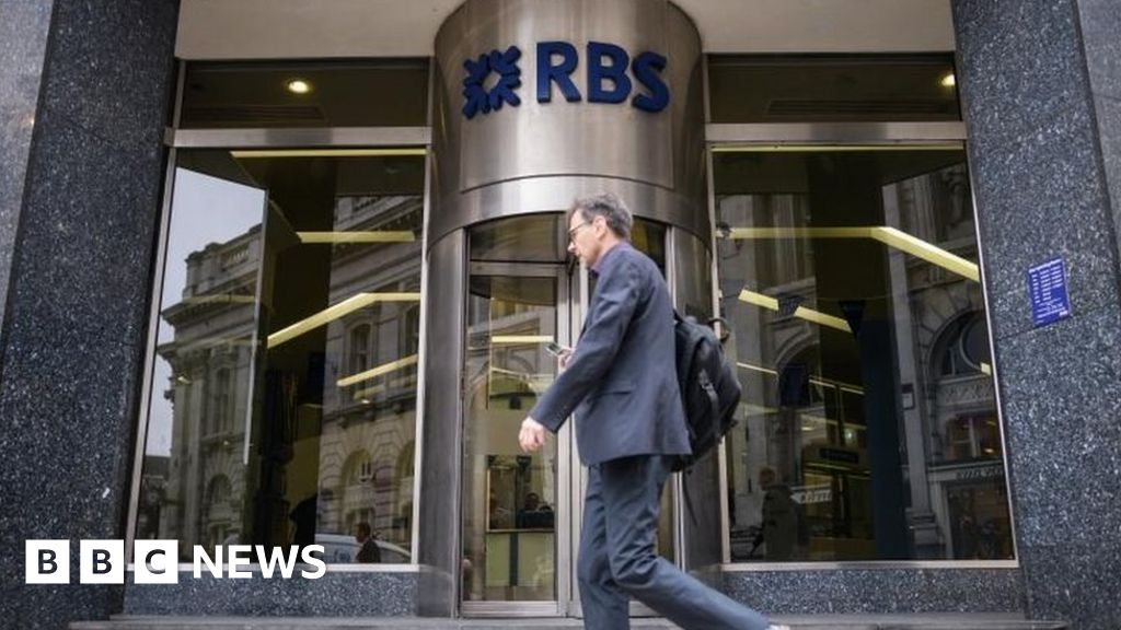 RBS pays first dividend in 10 years - BBC News