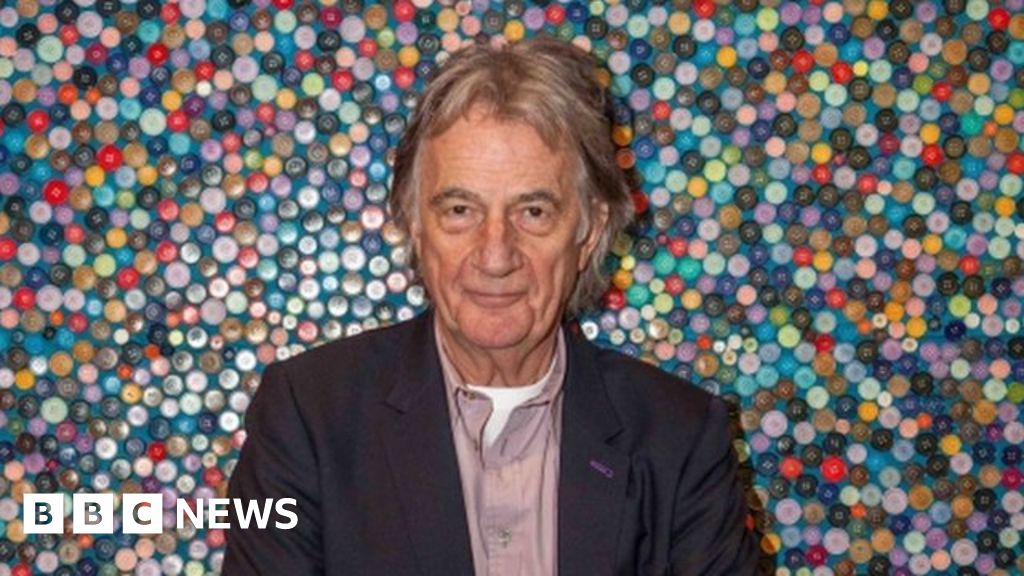 Smith honoured in Glasgow exhibition - BBC News