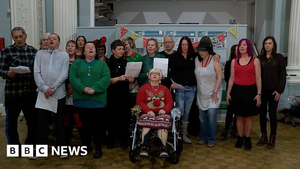 Brighton's recovery choir: 'There's so much life here' - BBC News