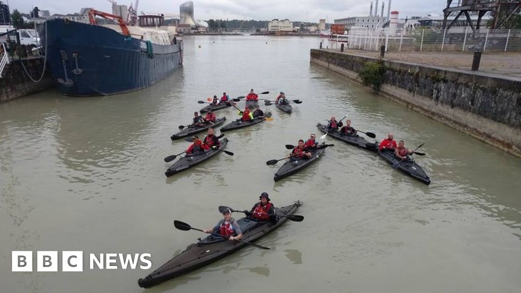 Firefighters retrace WW2 Cockleshell Heroes mission - BBC News