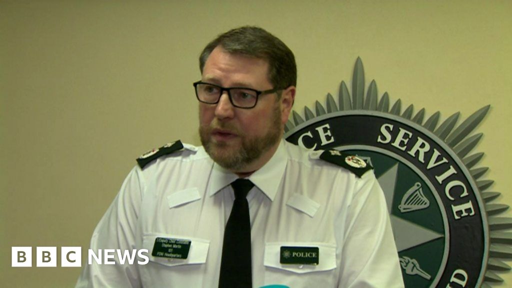 Sean Graham shop killings: Police sorry for 'error' - BBC News