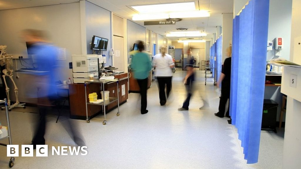 Cystic fibrosis: Kaftrio to be offered to NI patients - BBC News