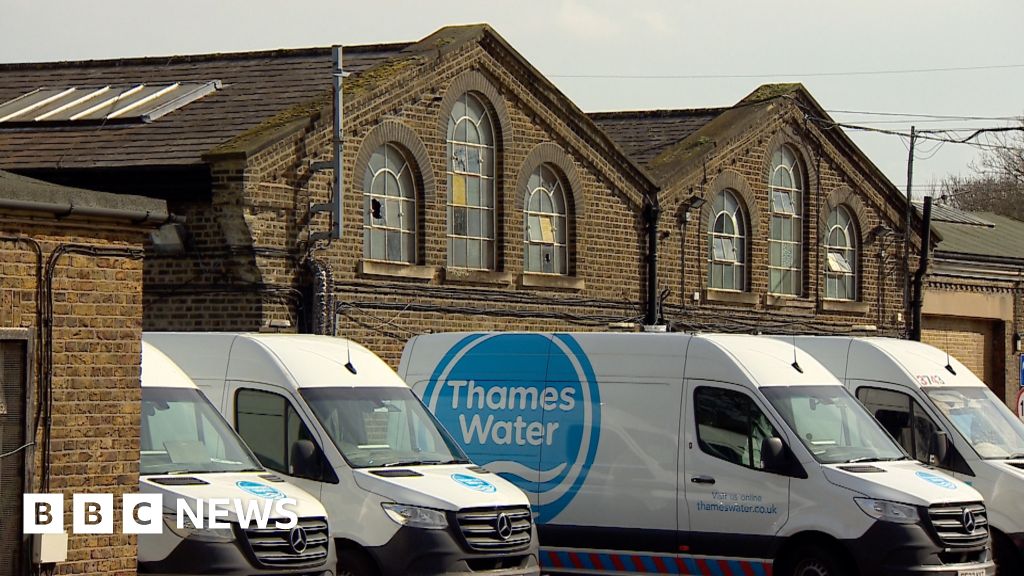 Thames Water depot: Dismay over secure children's home plan - BBC News