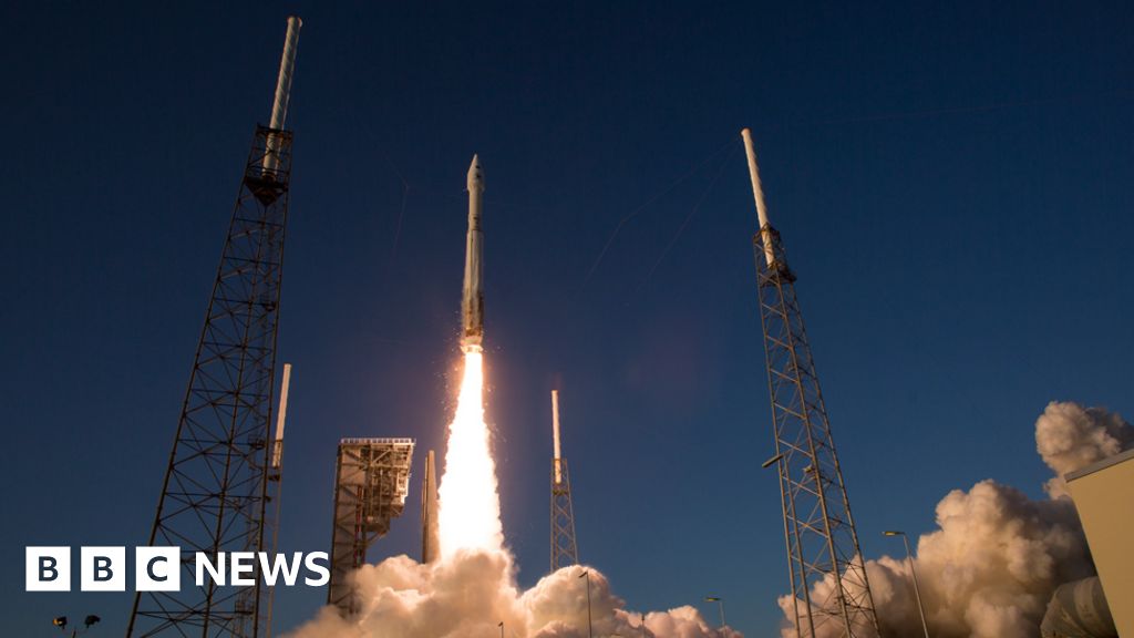 Asteroid probe begins seven-year quest - BBC News
