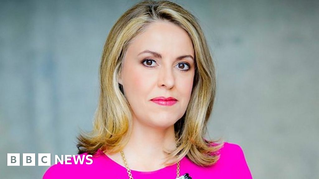 Calls for reckoning over online abuse of political journalist - BBC News