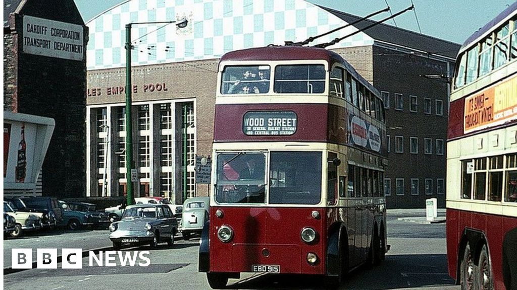 Maindy Velodrome: Last remnant of Wales' biggest event - BBC News