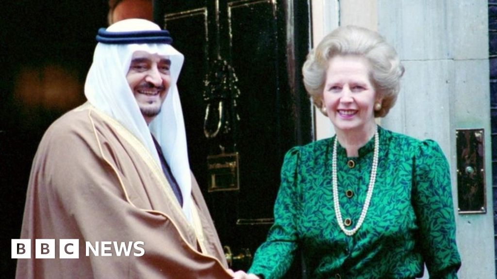 Margaret Thatcher held secret Saudi arms talks, archives show - BBC News