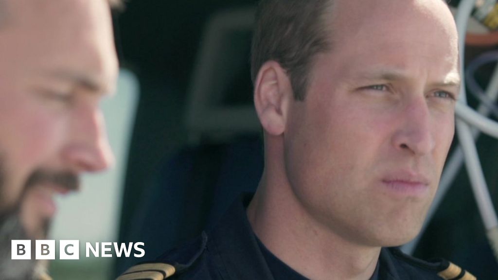 Prince William on 'sad and dark moments' on Air Ambulance - BBC News