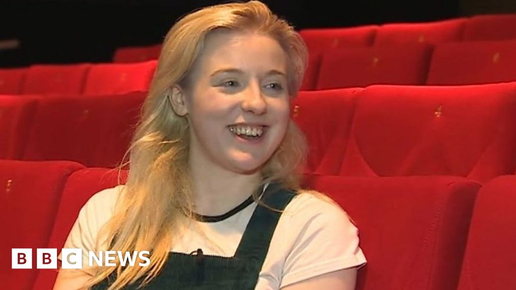 Visual impairment no barrier to pantomime star's acting dream - BBC News