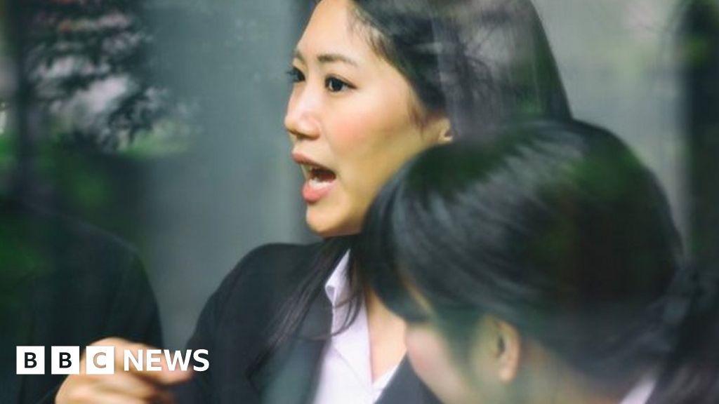 Helping women ensure their voices are heard - BBC News