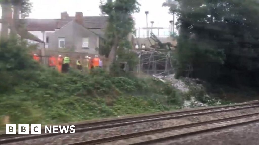 Man dies after church collapses in Cardiff - BBC News