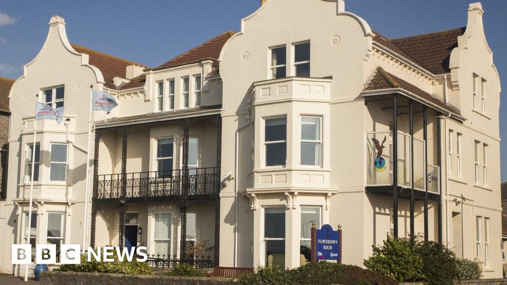 Coronavirus: Weston-super-Mare RAF respite home to close - BBC News