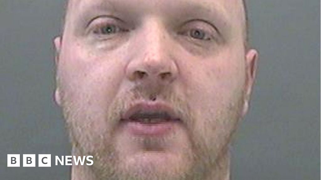 Kristian Churchill jailed for using car as 'weapon' to hit women - BBC News