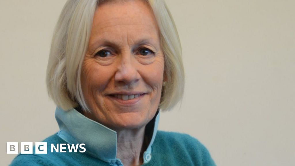 Ex-MP Tessa Munt standing in Somerset County Council elections - BBC News