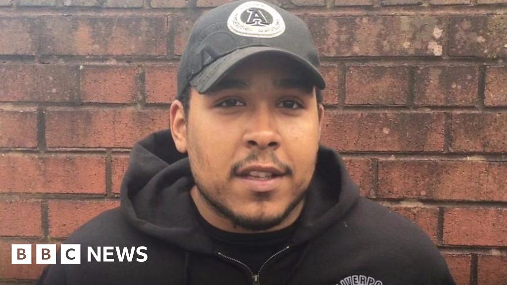 Grime artists in Liverpool use music to influence young voters - BBC News
