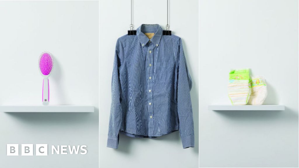 Refugees' 'simple things' in Museum Without A Home exhibition - BBC News