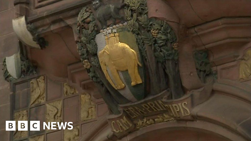 Why are there so many elephants in Coventry? - BBC News