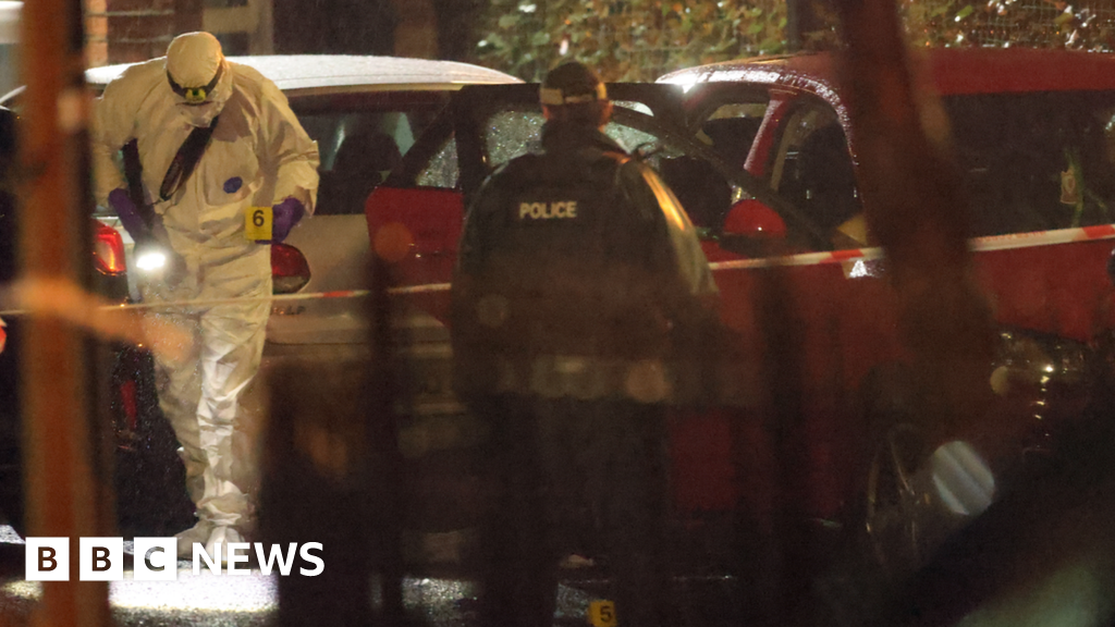 Belfast murder: Daniel McClean, dissident republican, shot dead - BBC News