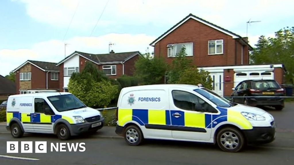Hednesford deaths: Couple's post-mortems 'inconclusive' - BBC News
