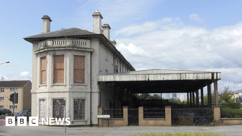Derelict railway building on top 10 at-risk buildings - BBC News