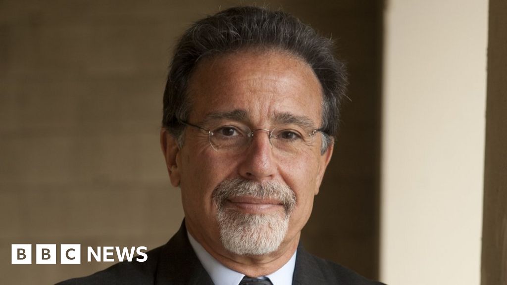 The Staircase lawyer David Rudolf backs not proven verdict - BBC News