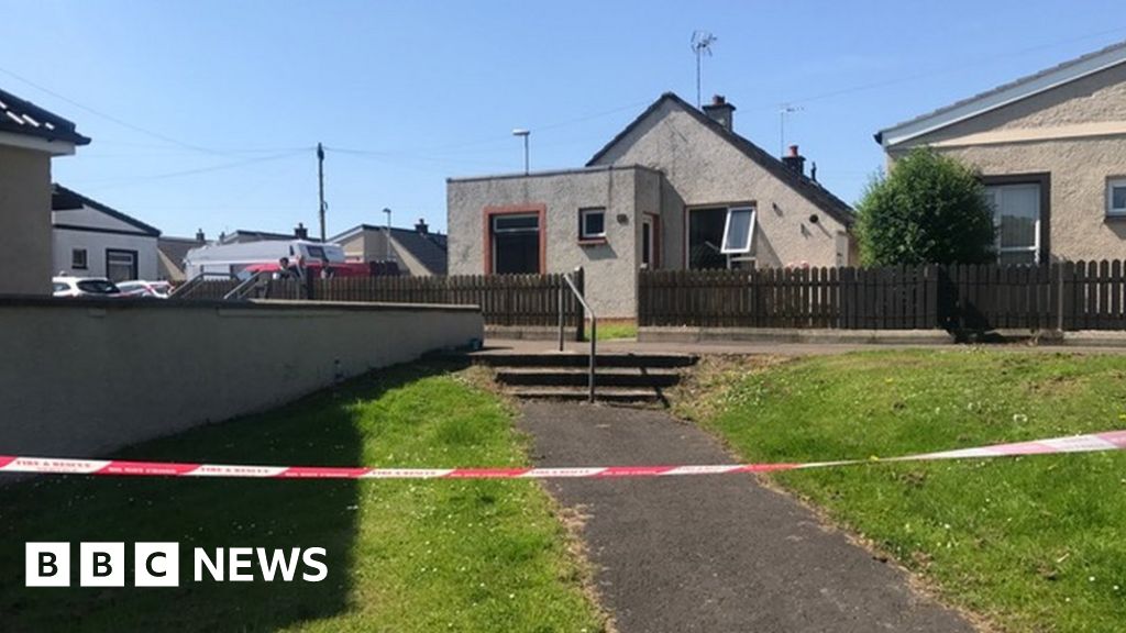 Woman dies after Limavady house fire - BBC News