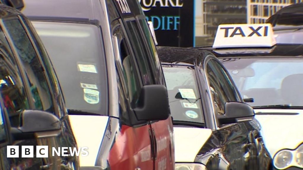 Cardiff taxi marshals to be scrapped by council - BBC News