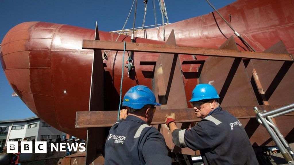 Future of ferry fiasco shipyard in deeper doubt - BBC News