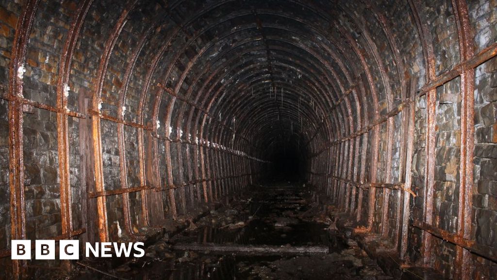 Rhondda railway tunnel is 'stable enough to reopen' - BBC News