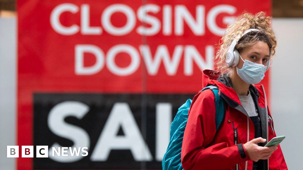Lockdown: Summer easing helped Welsh economy bounce - BBC News