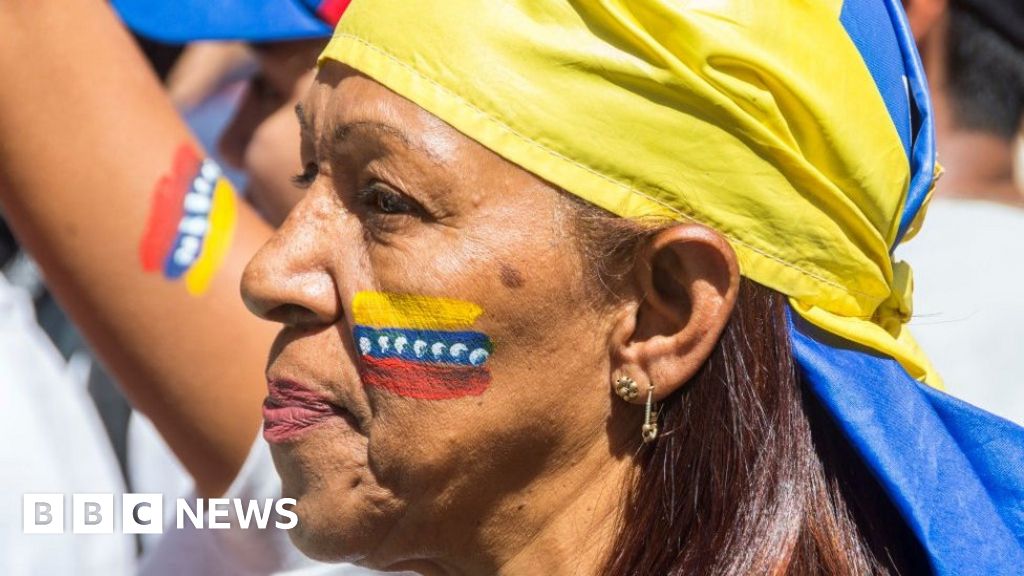 Venezuela crisis in 300 words - BBC News