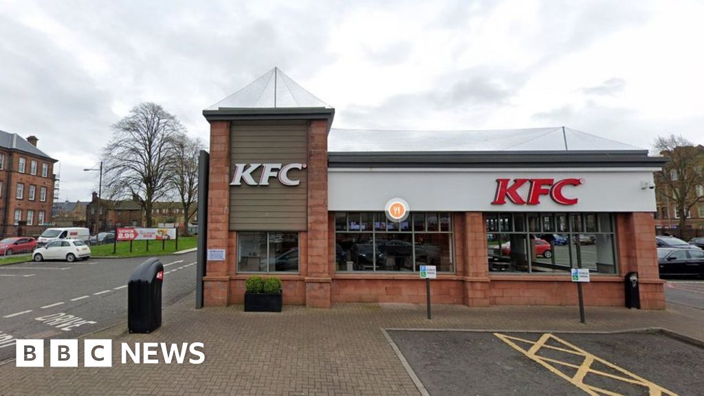 Coronavirus: Glasgow KFC branch closes after virus outbreak - BBC News