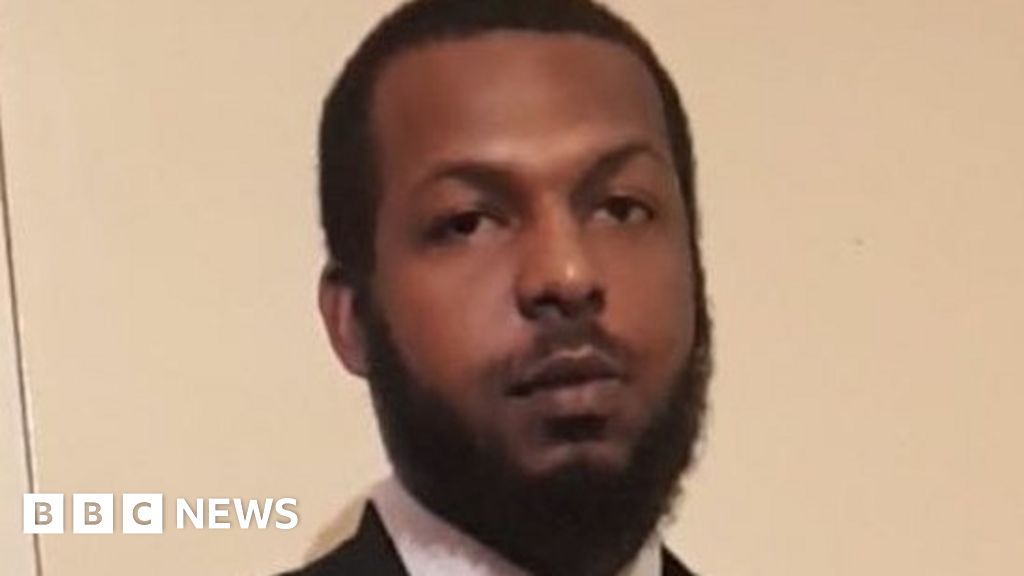 Fourth man jailed for east London knife murder - BBC News