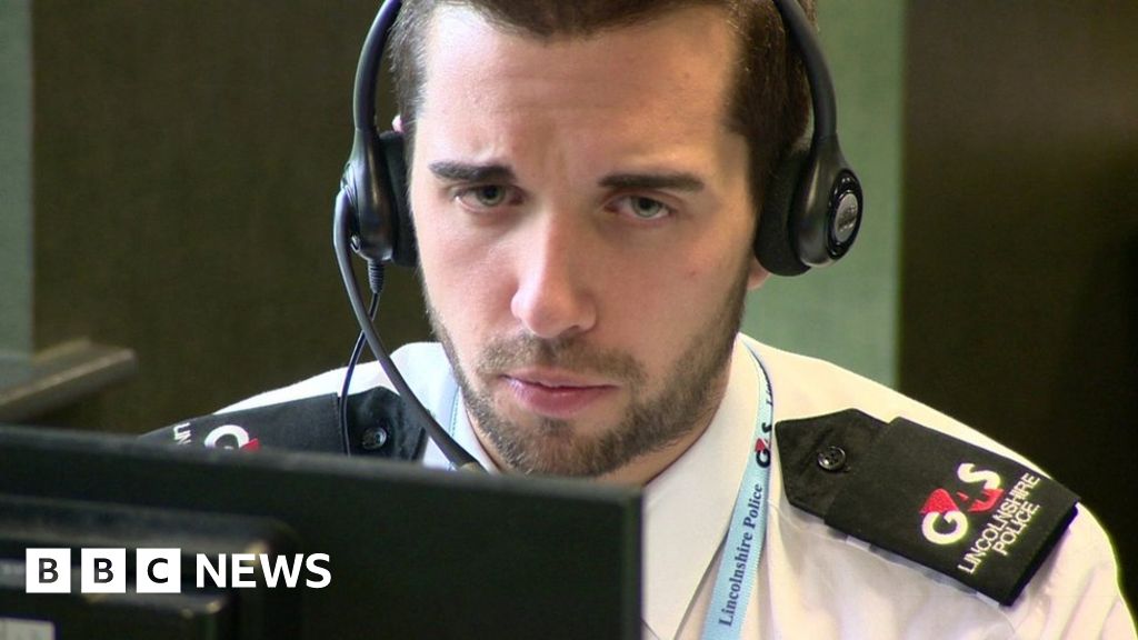 Three East Midlands police forces reject G4S control room deal - BBC News