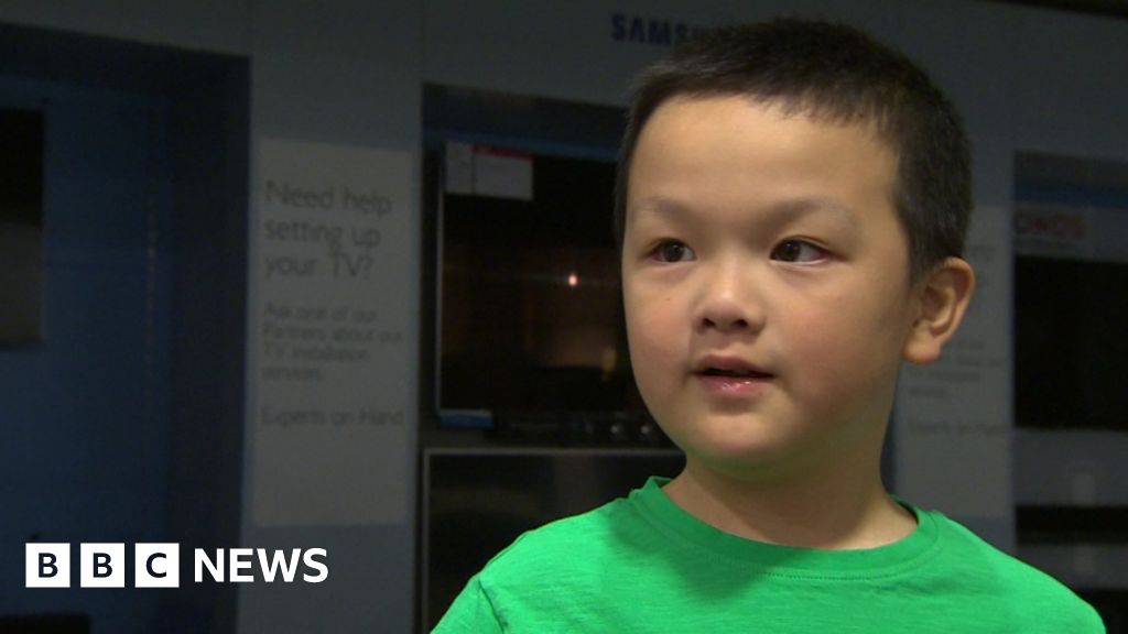 'Autism Hour' helps cut shopping stress