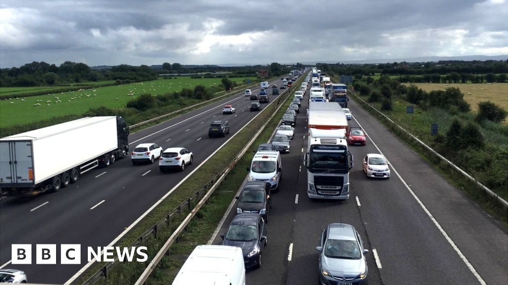 Traffic jams: UK's worst motorway disruption revealed - BBC News