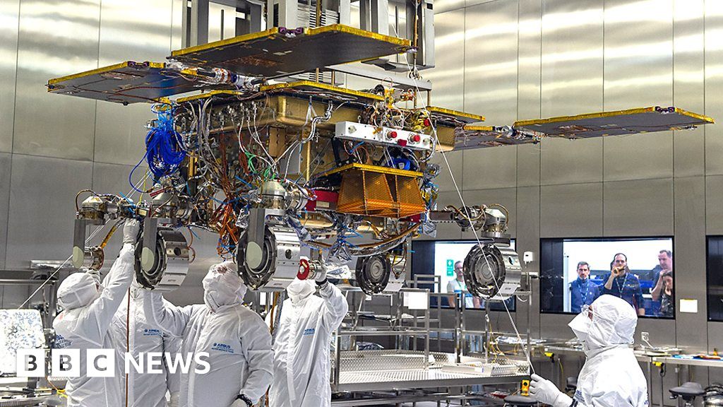 Engineers in UK complete Mars rover